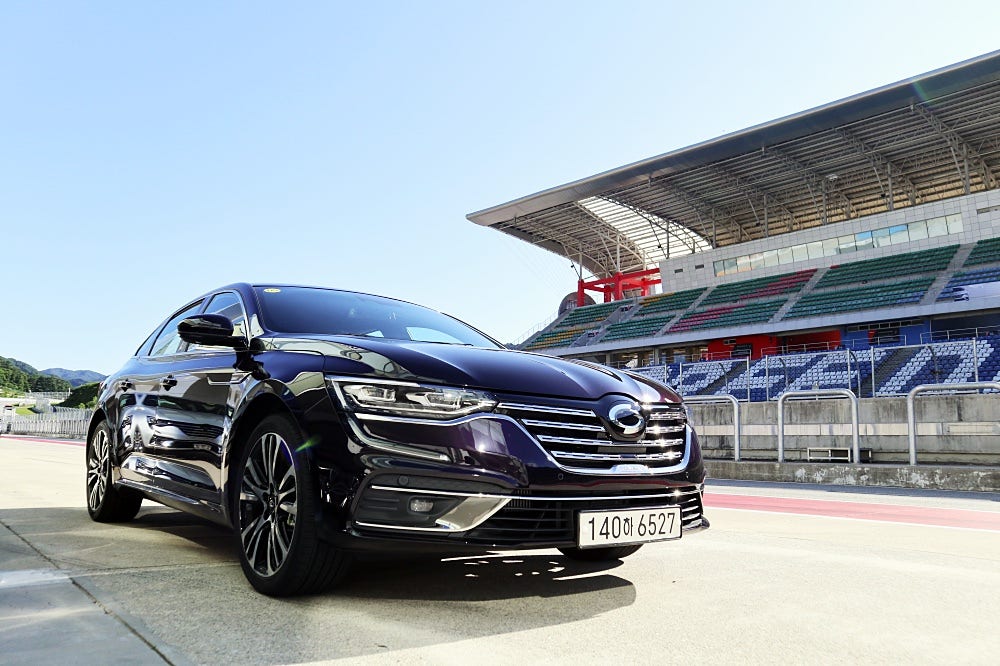 [시승] 부활 꿈꾸는 신형 SM6, 절치부심하며 내실 다진 보람 있다 : 네이버 포스트