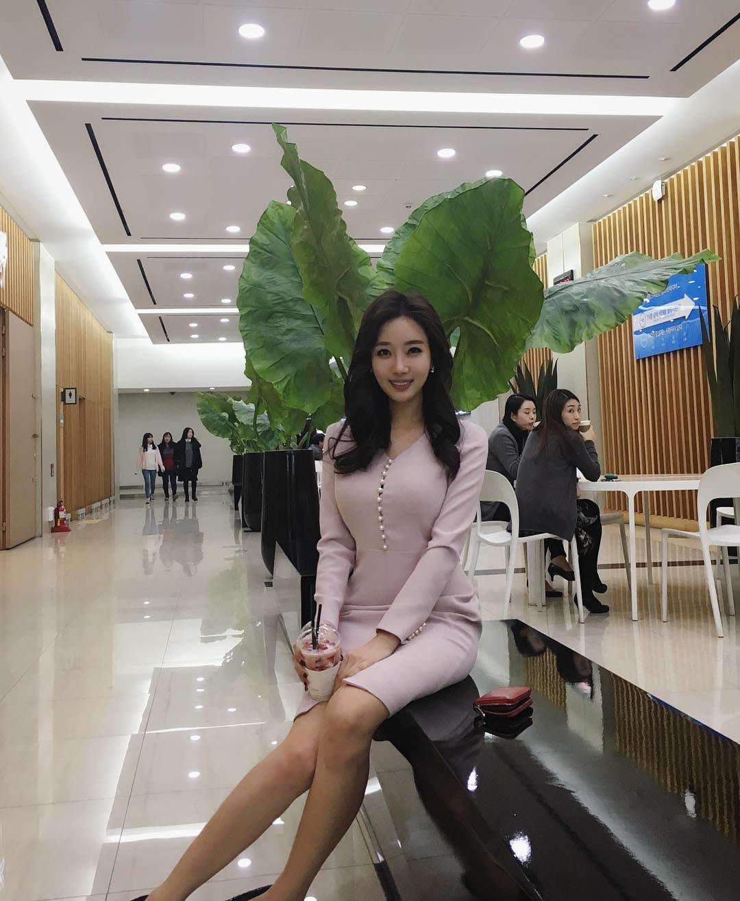 트위치 스트리머 맥심 기상캐스터 신예지 아나운서 인스타 비키니 글래머 몸매 밤수영 네이버 포스트