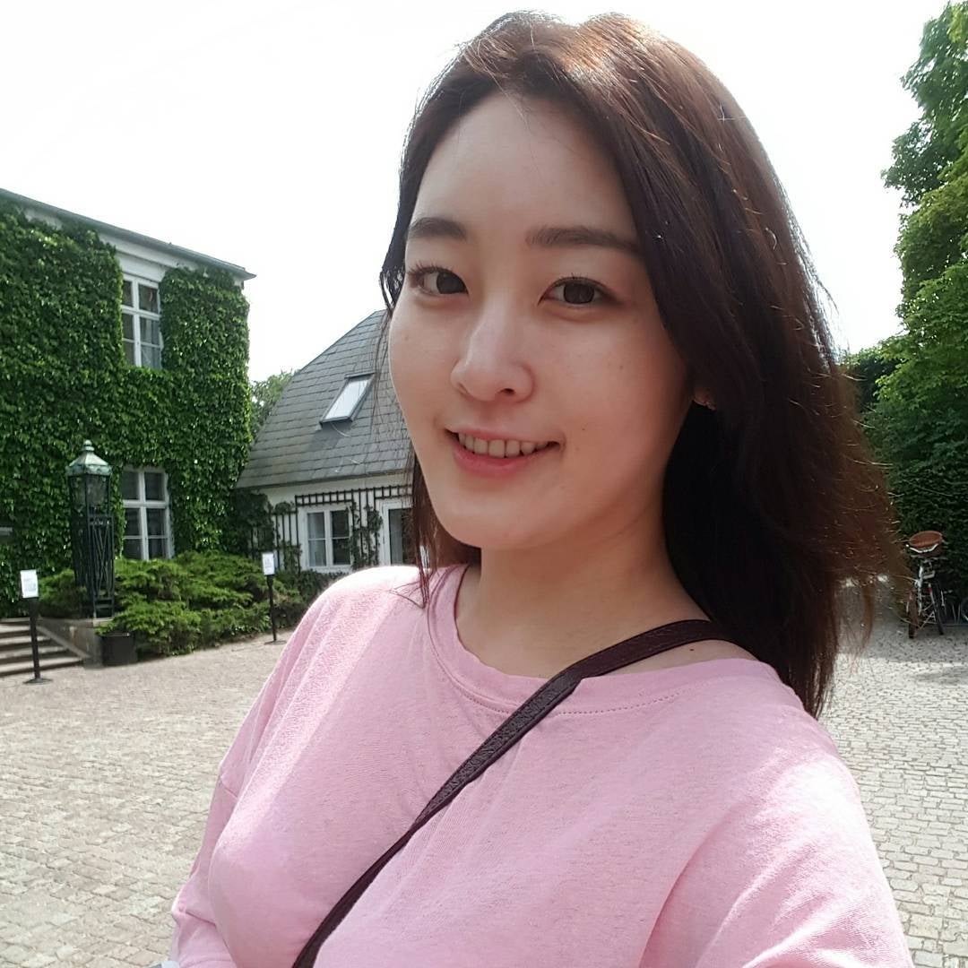 D컵 육덕 글래머 맥심 표지모델 하버드 신아영 아나운서 골반 드레스 몸매 왼쪽에 전선 네이버 포스트