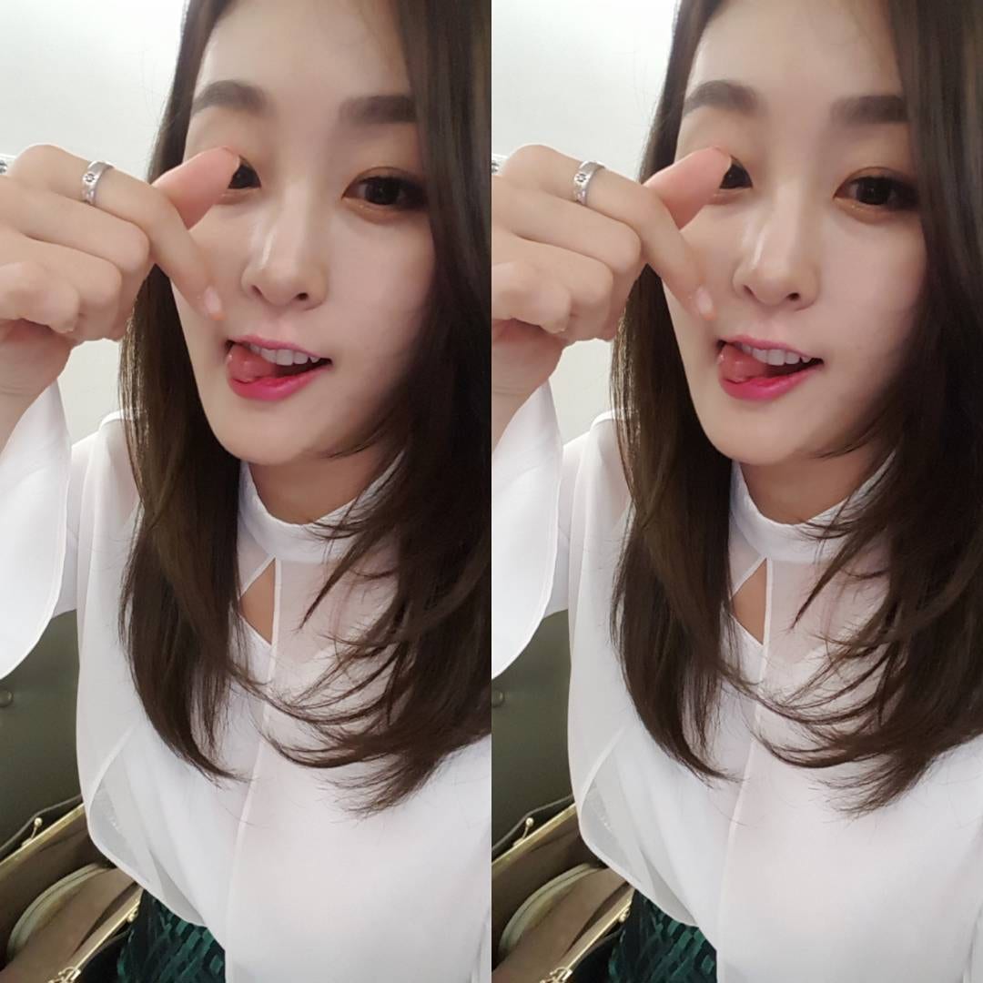 D컵 육덕 글래머 맥심 표지모델 하버드 신아영 아나운서 골반 드레스 몸매 왼쪽에 전선 네이버 포스트