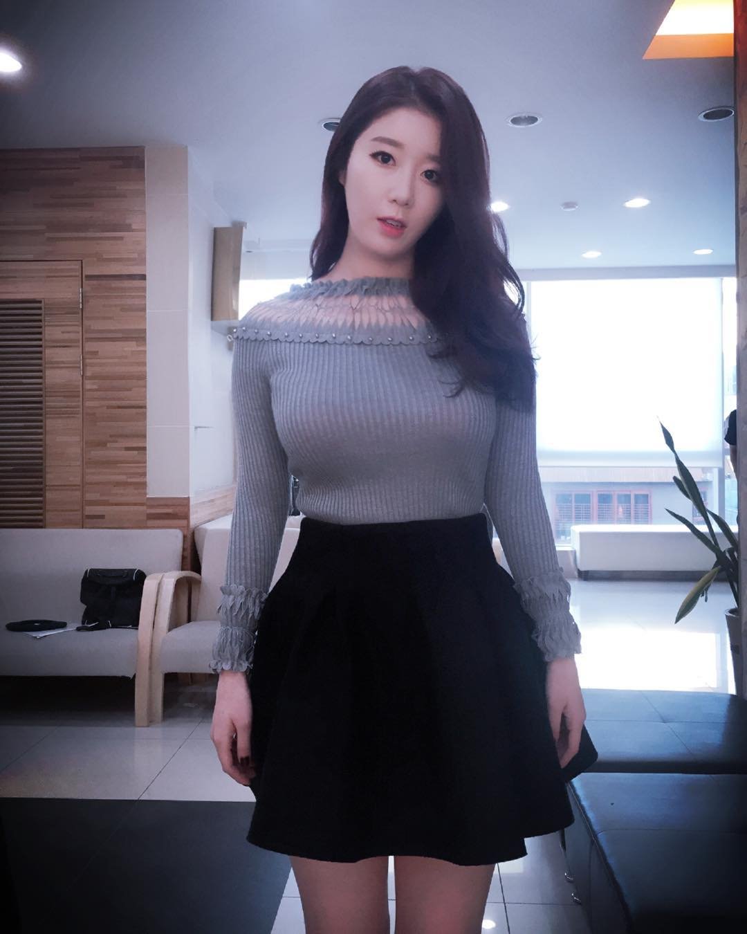 자연산 D컵 육덕 글래머 가슴 골반 가수 나비안지호 인스타 비키니 몸매 어깨화상 네이버 포스트