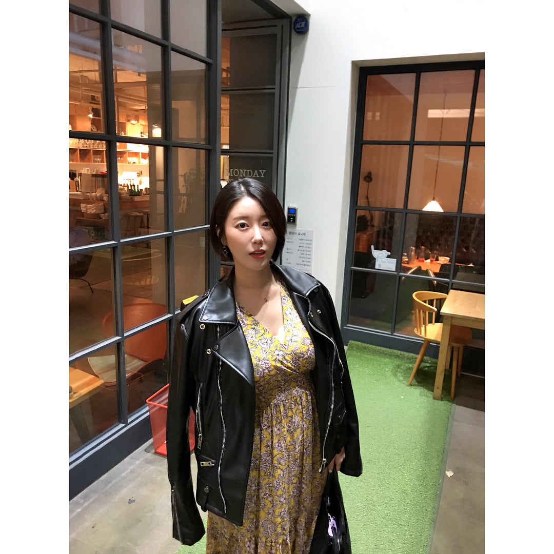 자연산 D컵 육덕 글래머 가슴 골반 가수 나비안지호 인스타 비키니 몸매 어깨화상 네이버 포스트