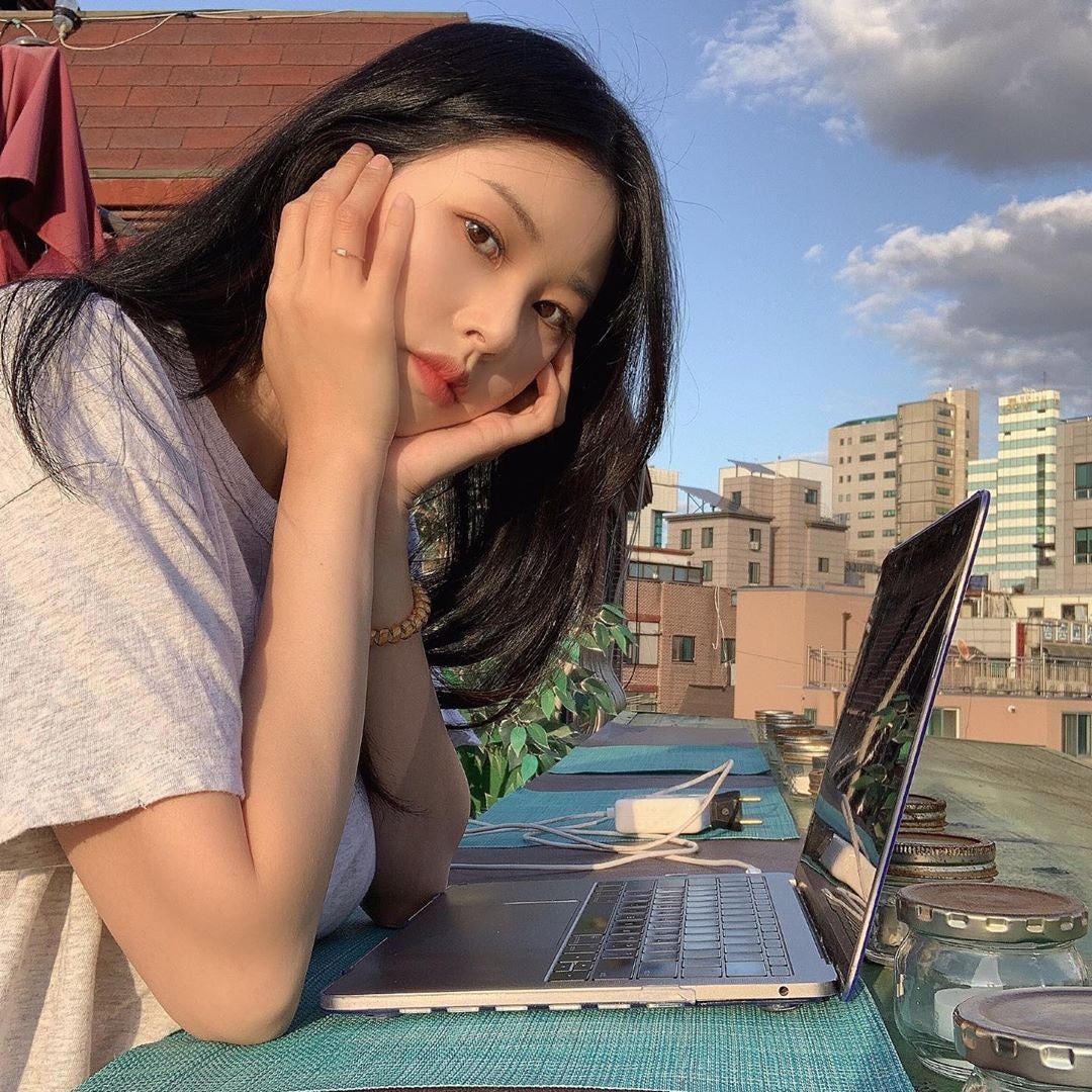 돌싱 미국 모델 변호사 글래머 서동주 인스타 반려견 산책 짧치 몸매 까궁 어제 격리 네이버 포스트