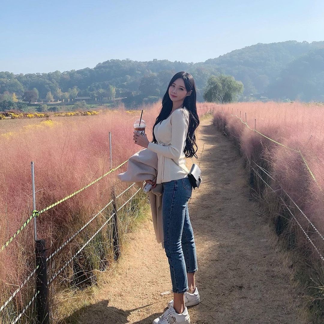 하빈 포켓걸스 94년생 걸그룹순위 댄스팀 맥심녀 출사 모델 메이드복 코스프레 몸매 셀카찍 네이버 포스트