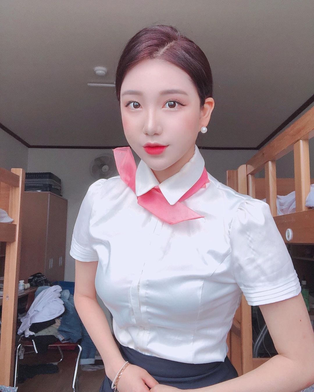E컵 김현영 인스타 모노키니 수영복 슴골 몸매 한복모델 키 나이 성형 쓰리사이즈놀러갈 네이버 포스트