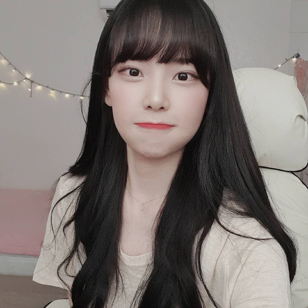 Bj기룡이 기윤진 아나운서 제로투 댄스 인스타 미드 수술 담배 과거 겨 트위치 이적게슴 네이버 포스트