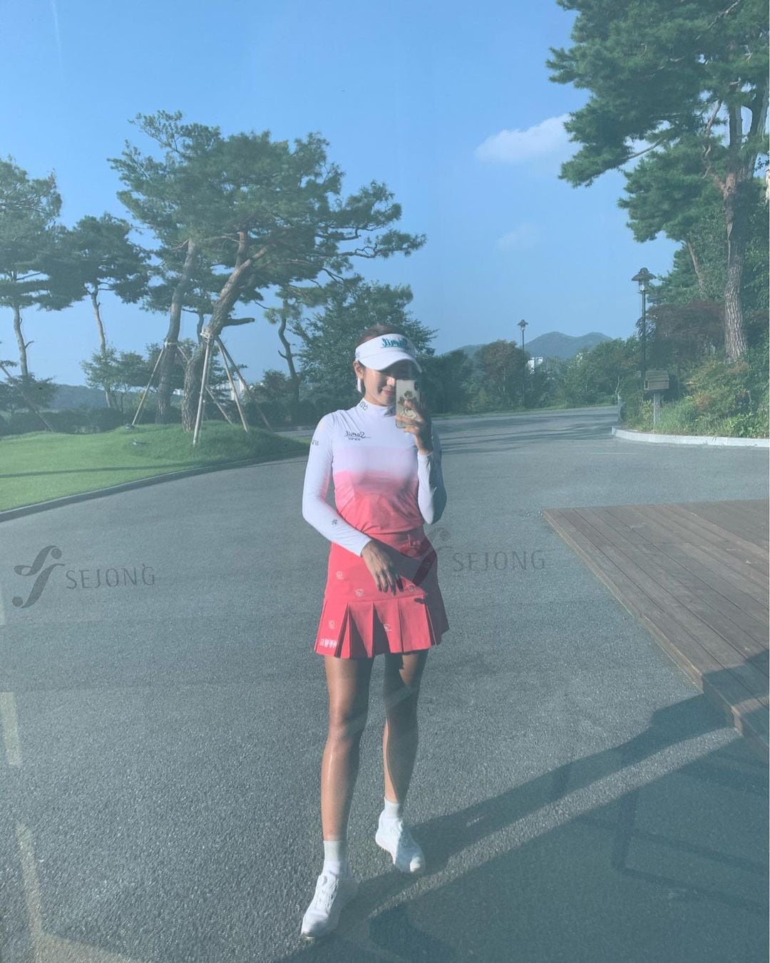 안소현 프로 가슴 여자 미녀골퍼 골프선수 순위 D컵 글래머몸매 스윙연습 자세 스카프 네이버 블로그