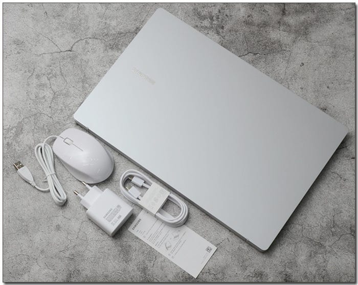 가격 낮추고 성능과 품질 높인 다용도 노트북, 삼성 갤럭시북2 NT550XED-K78A : 네이버 포스트