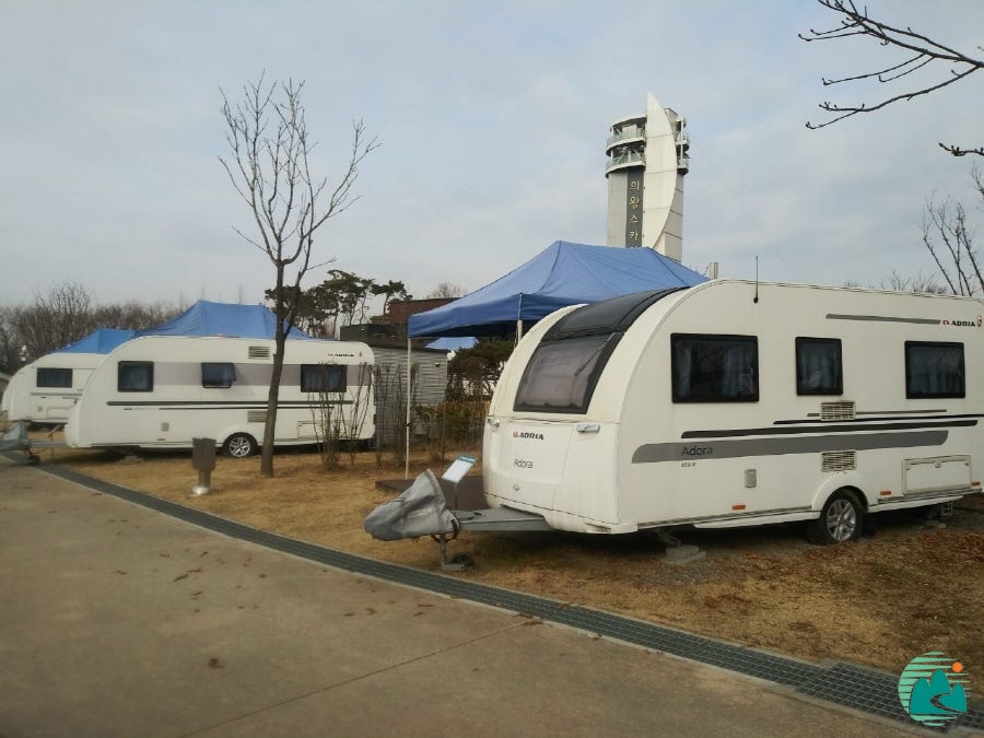 겨울밤 함께하는 즐거움 왕송호수 캠핑장 카라반 이용후기 네이버 포스트