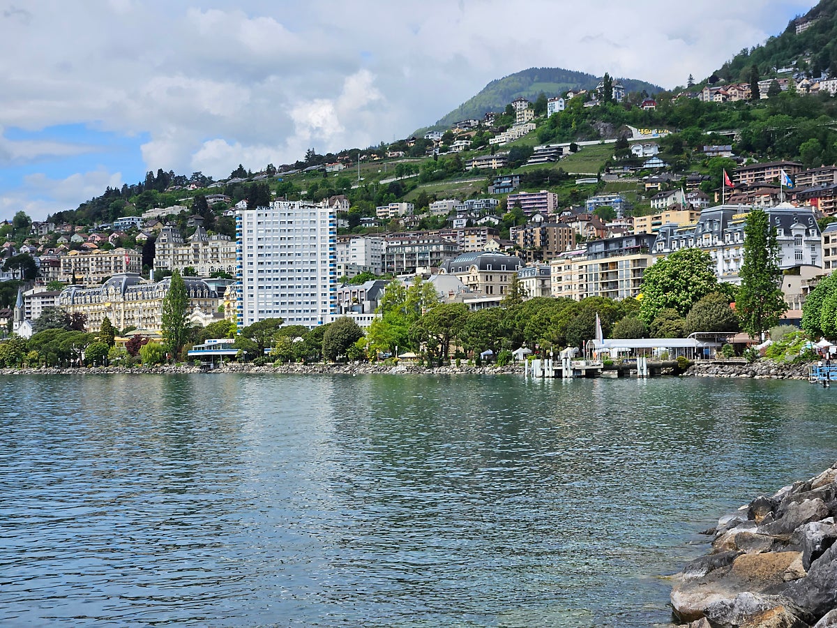 스위스 몽트뢰montreux 프레디머큐리의 도시 네이버 포스트