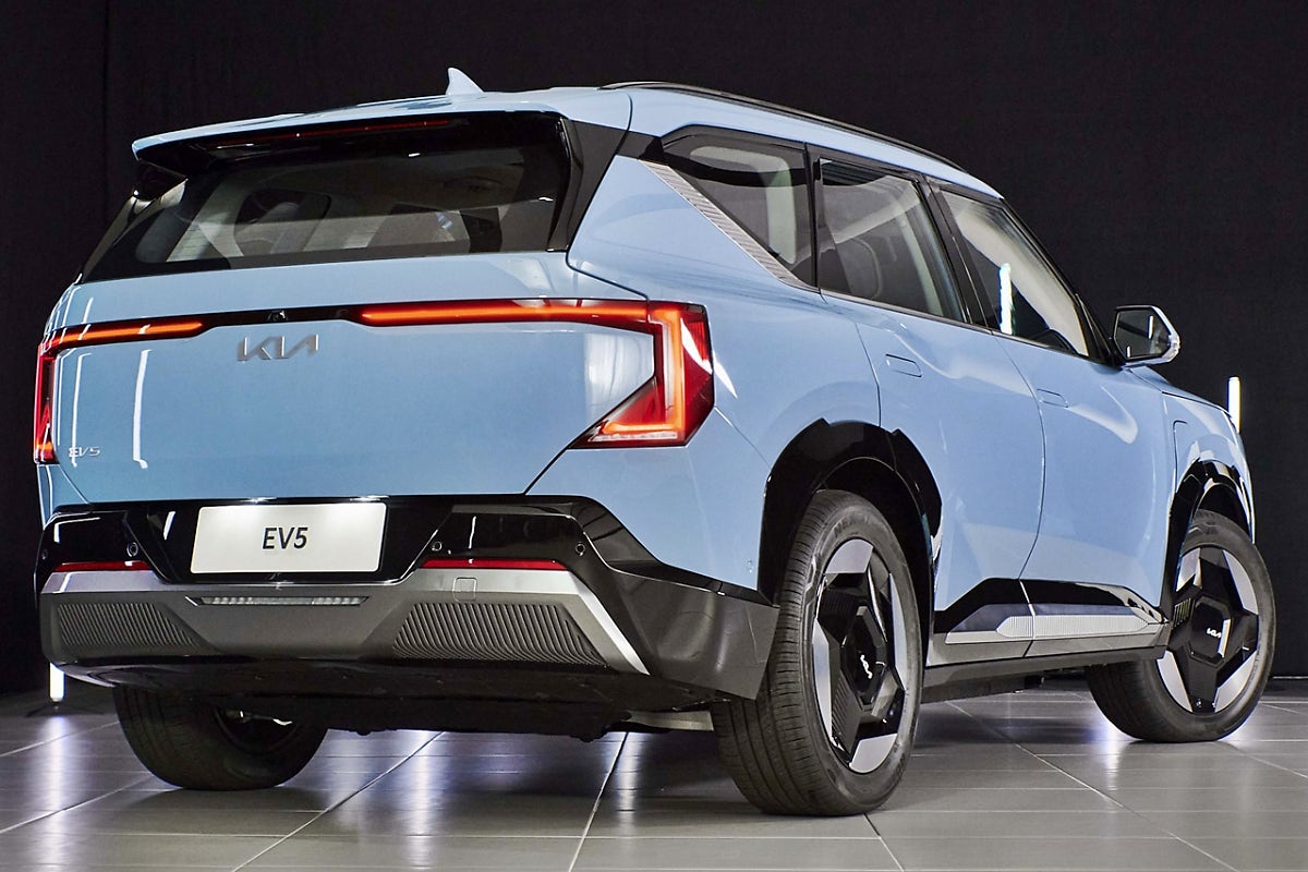 "주행거리 720km" 기아, 베이징 모터쇼서 'EV5 롱레인지' 공개 : 네이버 포스트