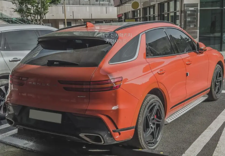 “강렬한 오렌지!” 제네시스 GV70 마그마 야외에서 포착 : 네이버 포스트