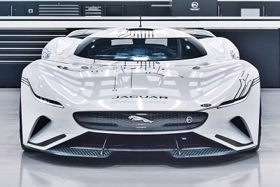 재규어의 귀환, 새로운 4도어 GT 전기차 내년 출시…"1회 충전 700km 주행" : 네이버 포스트