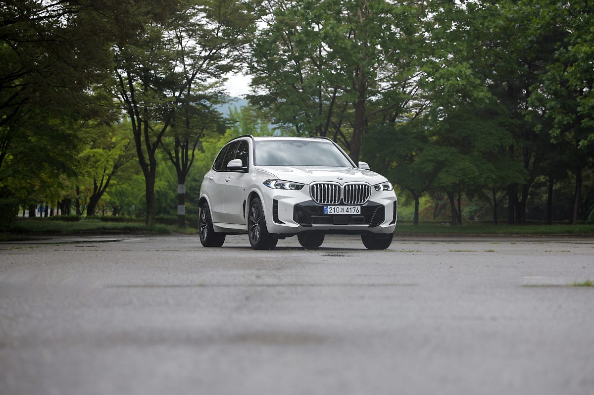 '실키 식스의 부드러움과 높은 연비까지', BMW X5 xDrvie30d 시승기 : 네이버 포스트