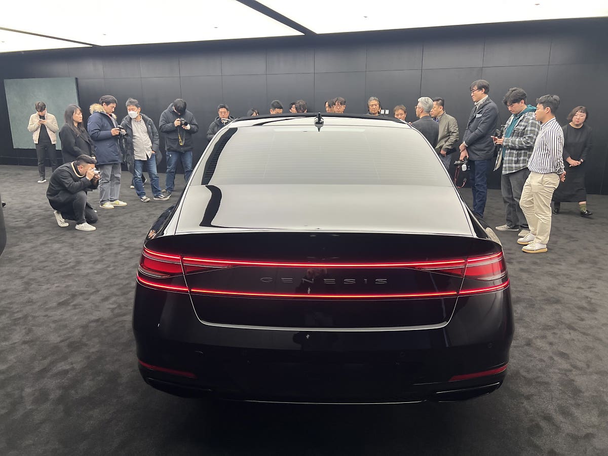 겸재 정선의 금강전도를 품은 ‘제네시스 G90 블랙 에디션’ : 네이버 포스트