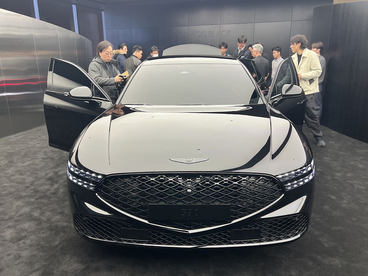 겸재 정선의 금강전도를 품은 ‘제네시스 G90 블랙 에디션’ : 네이버 포스트