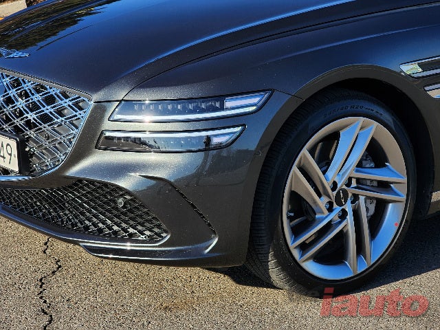 [시승기] 스포티한 느낌을 주는 제네시스 G80 3.5 터보 : 네이버 포스트